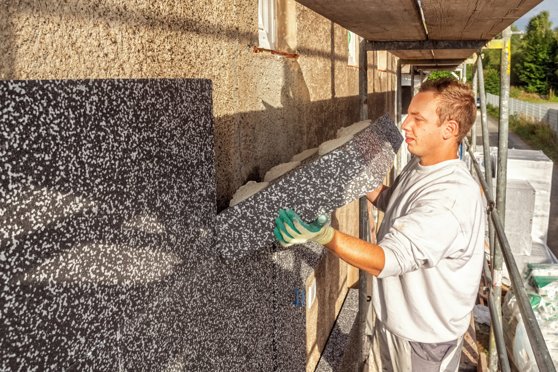 Isolation de façade : méthodes et prix - Isoleaz